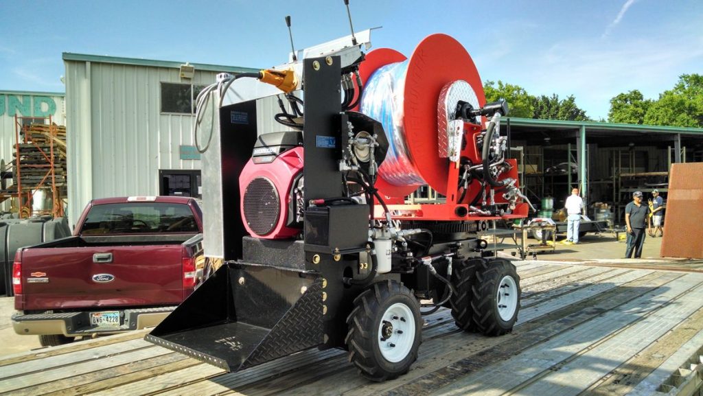 Pipehunter Sewer Cleaning Trucks - 24/7 Support | MTech