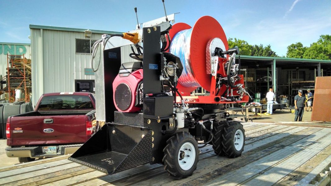 Pipehunter Sewer Cleaning Trucks - 24/7 Support | MTech