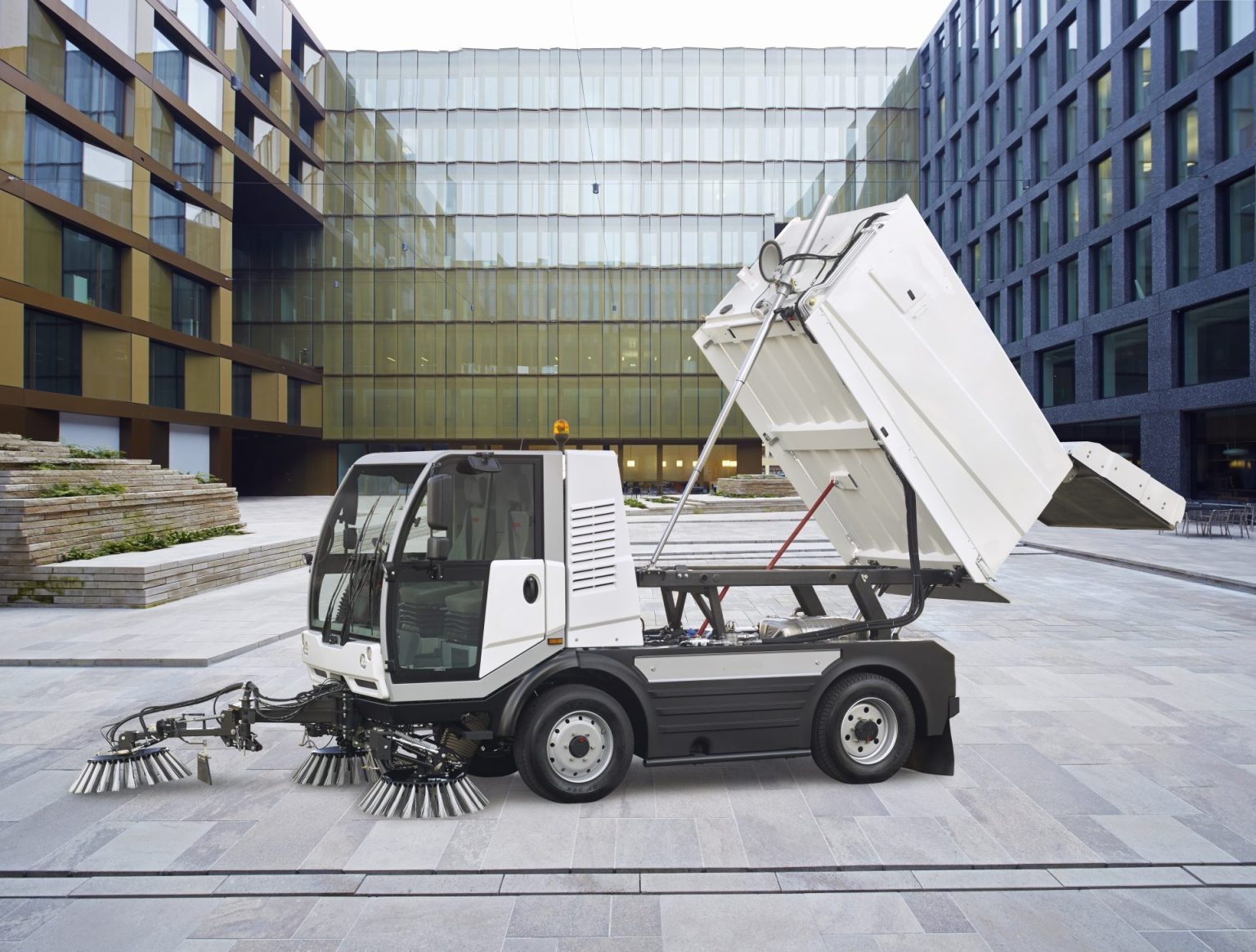 Bucher Street Sweepers for Sale - 24/7 Support | MTech