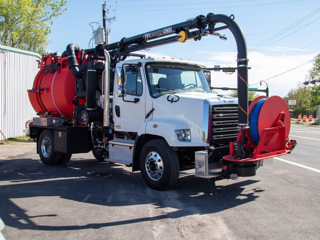 Pipehunter Sewer Cleaning Trucks - 24/7 Support | MTech