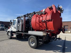 Pipehunter Sewer Cleaning Trucks - 24/7 Support | MTech